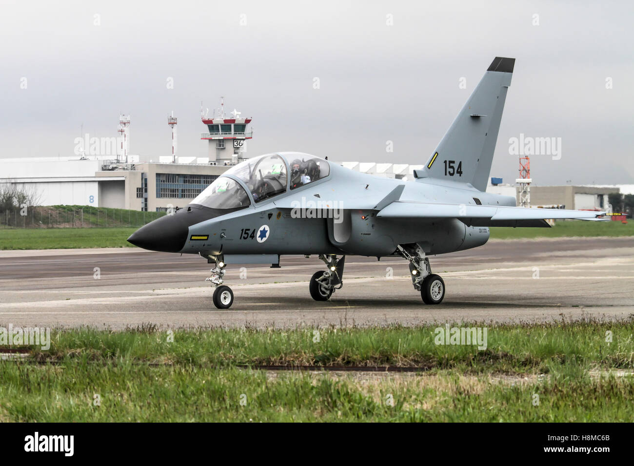 Israeli Air Force Alenia Aermacchi M-346 Master (IAF Lavi) a military ...