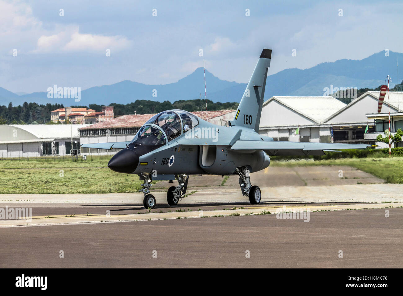 Israeli Air Force Alenia Aermacchi M-346 Master (IAF Lavi) a military ...