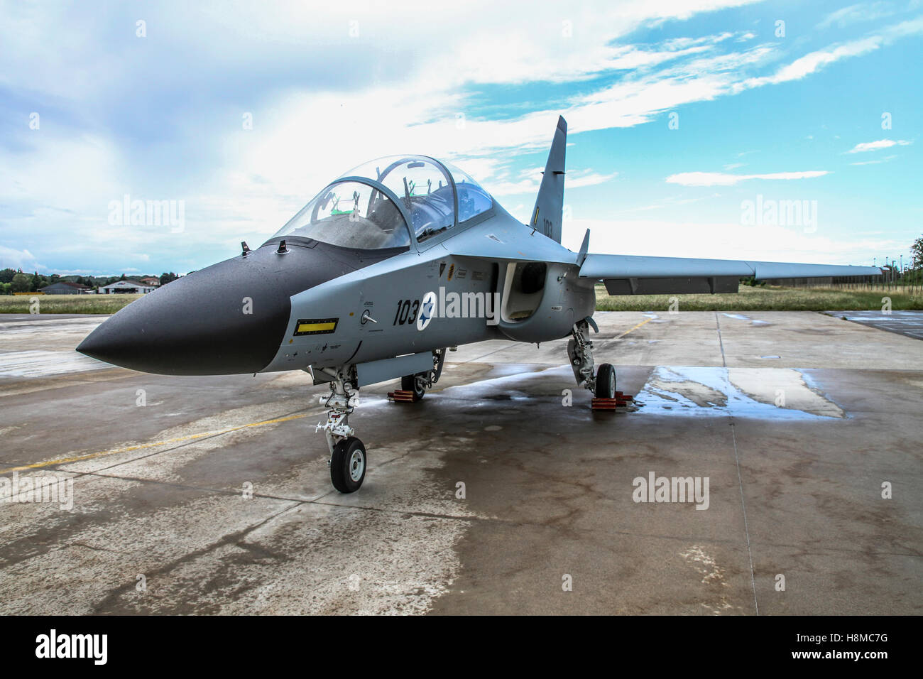 Israeli Air Force Alenia Aermacchi M-346 Master (IAF Lavi) a military ...