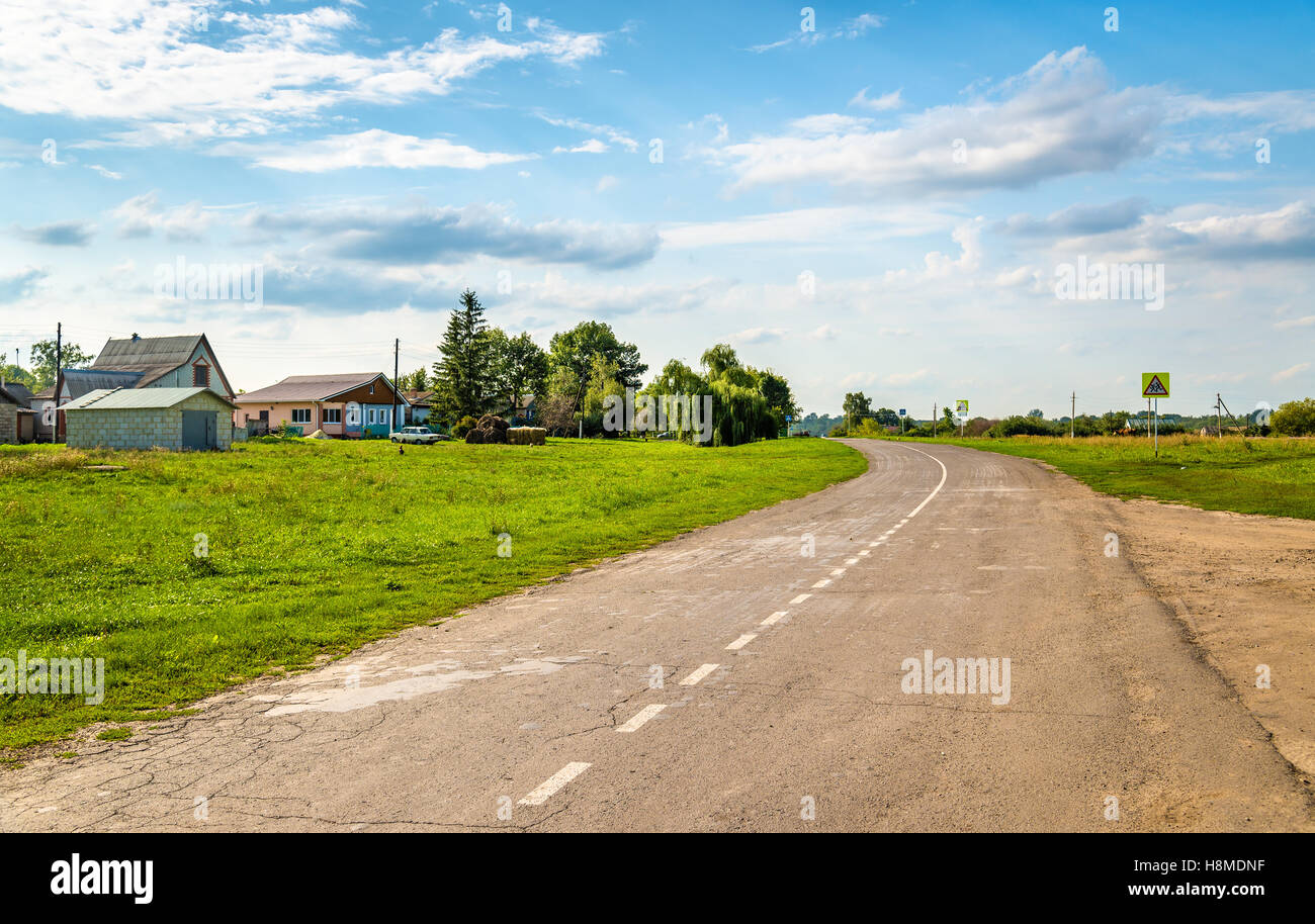 Road in Ostanino village - Kursk region, Russia Stock Photo - Alamy