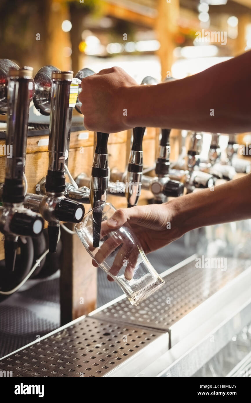 Beer pump hand hi-res stock photography and images - Alamy