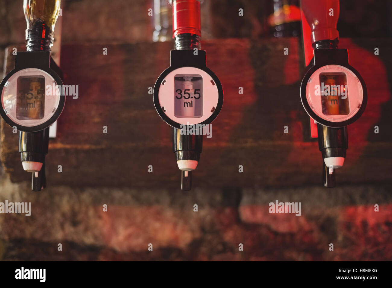 Beer pump hi-res stock photography and images - Alamy