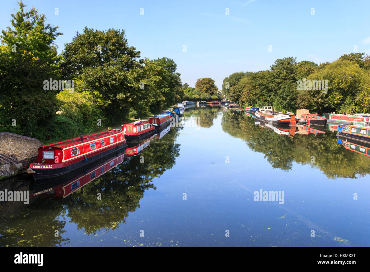View upriver from Horse Shoe Bridge on the River Lea at Upper Clapton ...