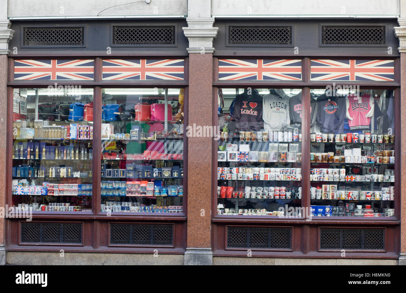 London Souvenir Shop Window Display High Resolution Stock Photography ...