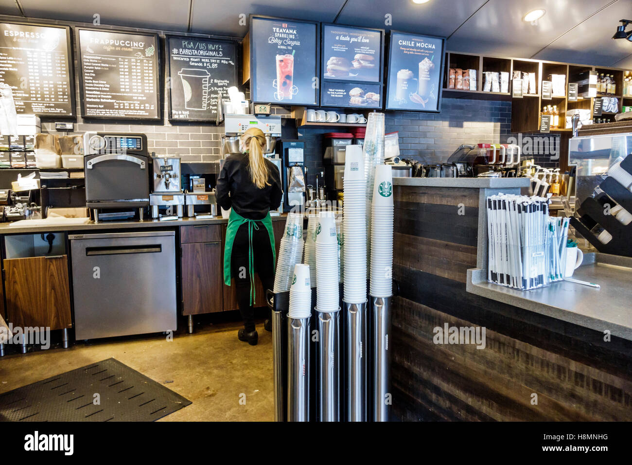 Starbucks Counter Design