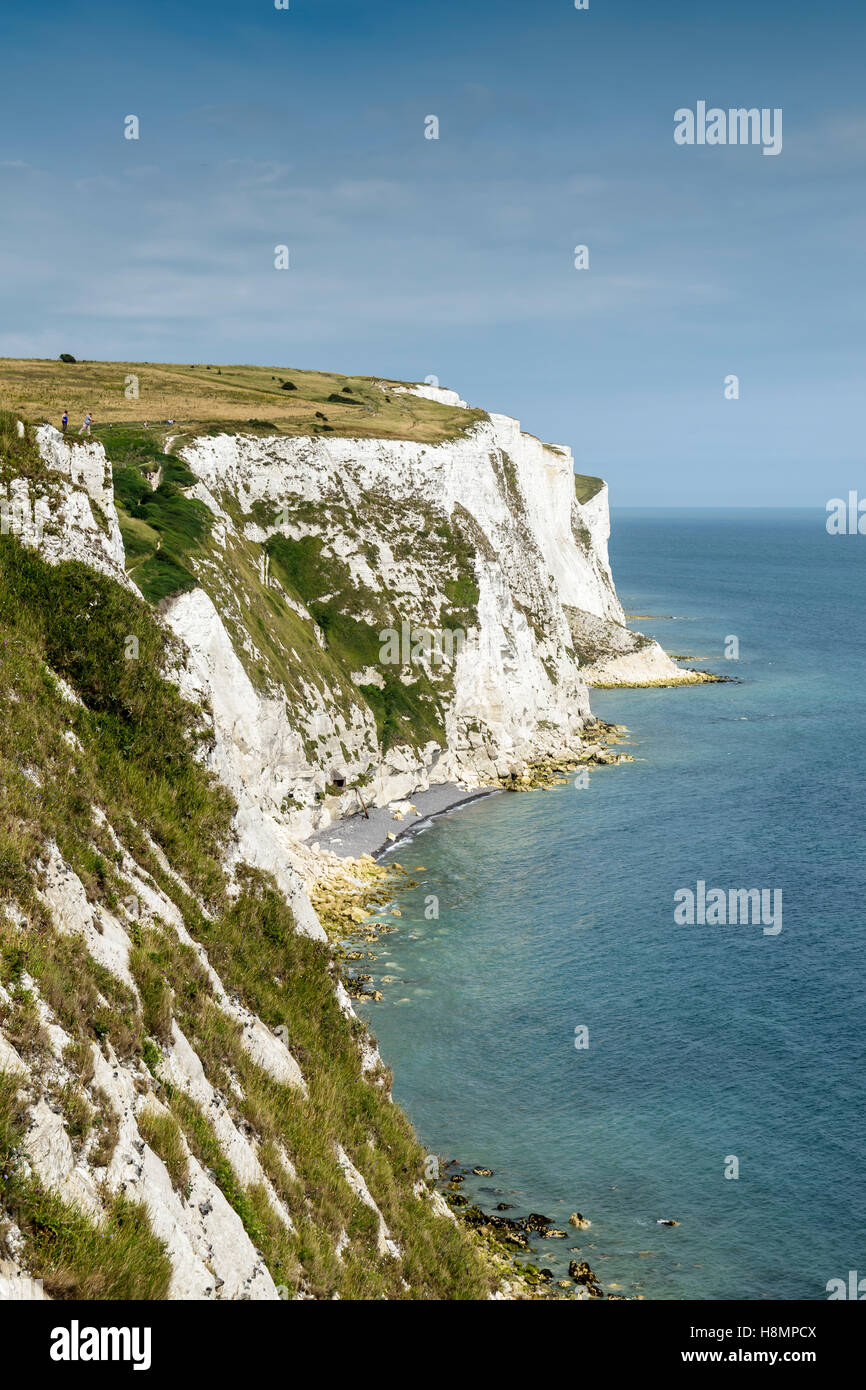 White chalk cliffs dover langdon hi-res stock photography and images ...