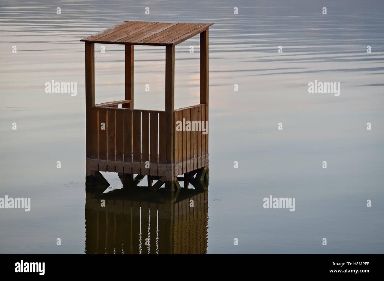 Wood construction water hi-res stock photography and images - Alamy