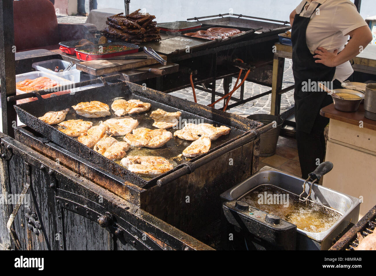 Smoking bbq street food hi-res stock photography and images - Alamy