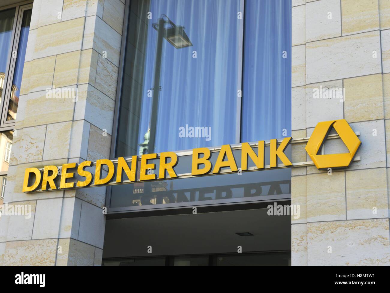 Dresdner bank logo hi-res stock photography and images - Alamy