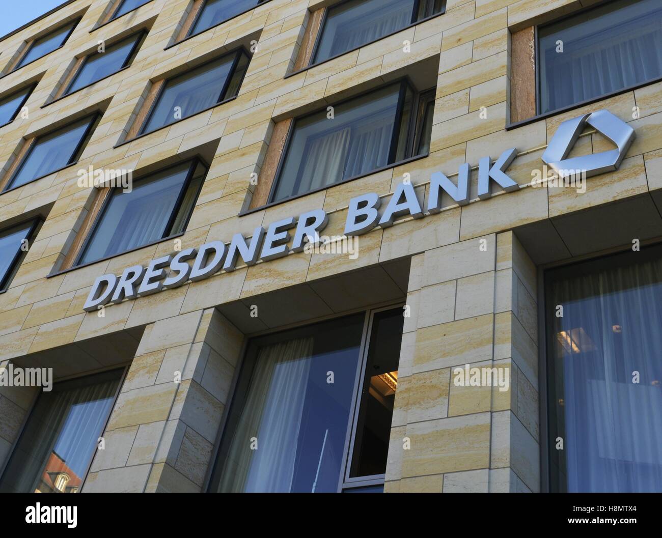 Dresdner bank logo hi-res stock photography and images - Alamy