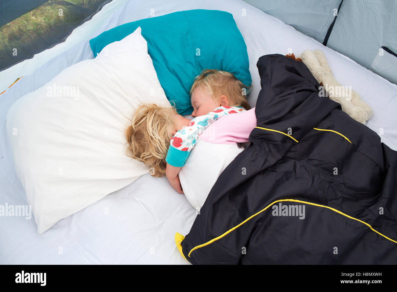 Sleeping in daytime hi-res stock photography and images - Alamy