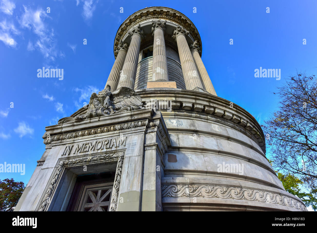 The Soldiers' and Sailors' Memorial Monument in Riverside Park in the ...