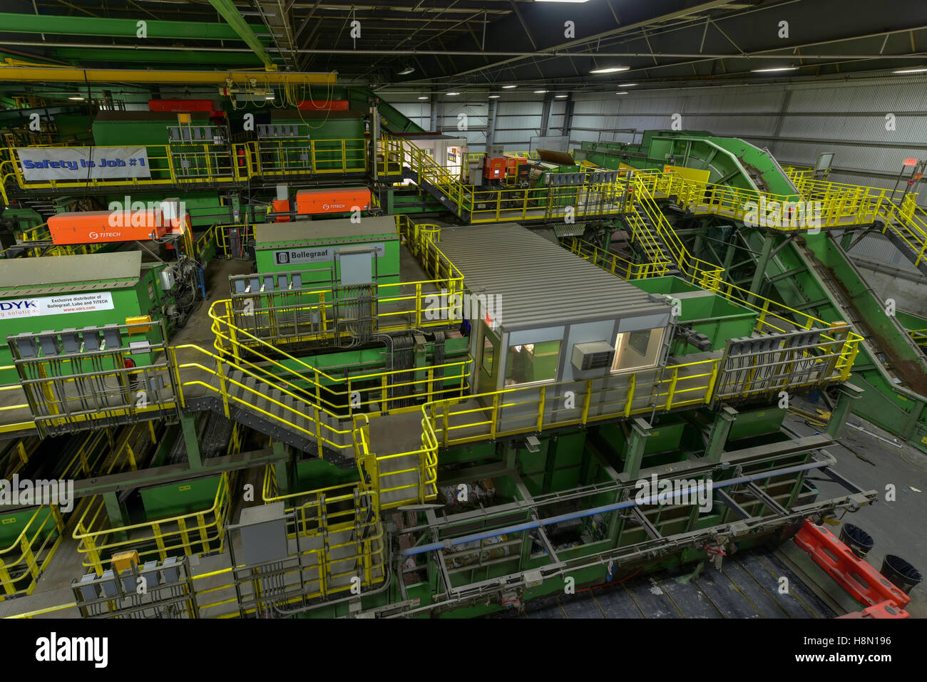 Brooklyn, New York - November 7, 2016: Sims Municipal Recycling Center ...