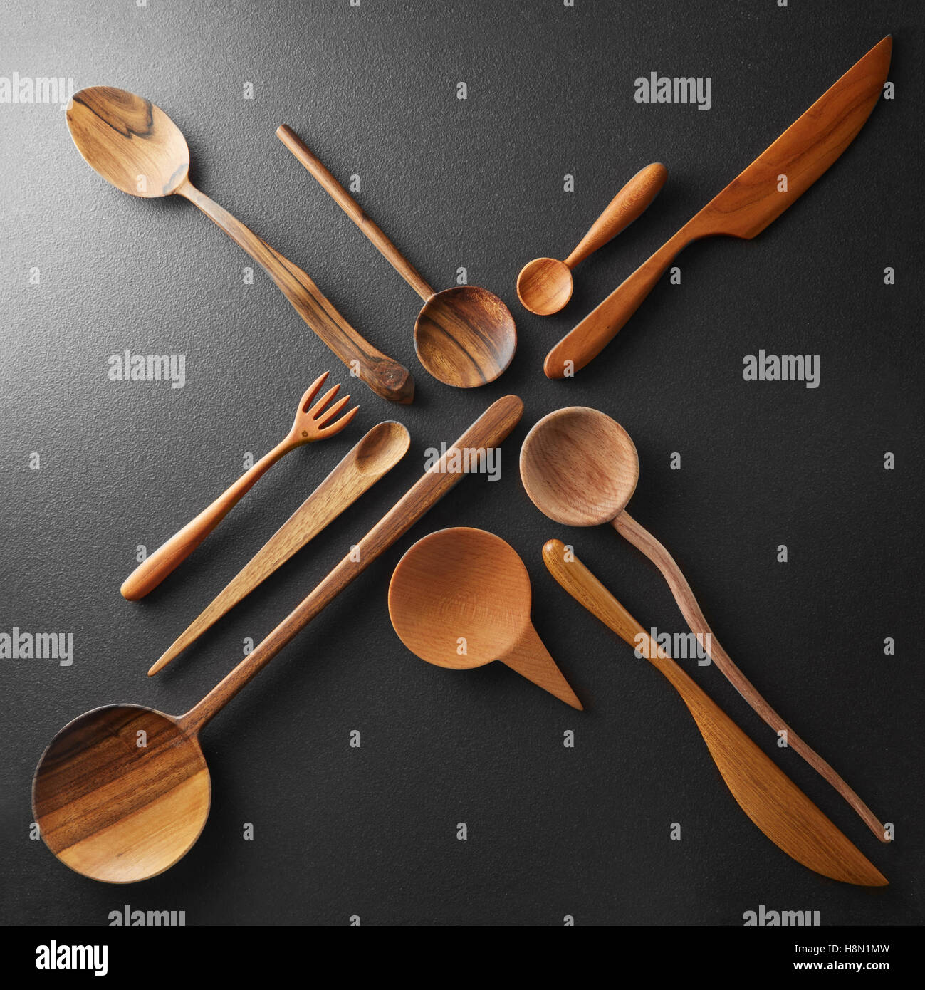 Cutlery cross hi-res stock photography and images - Alamy