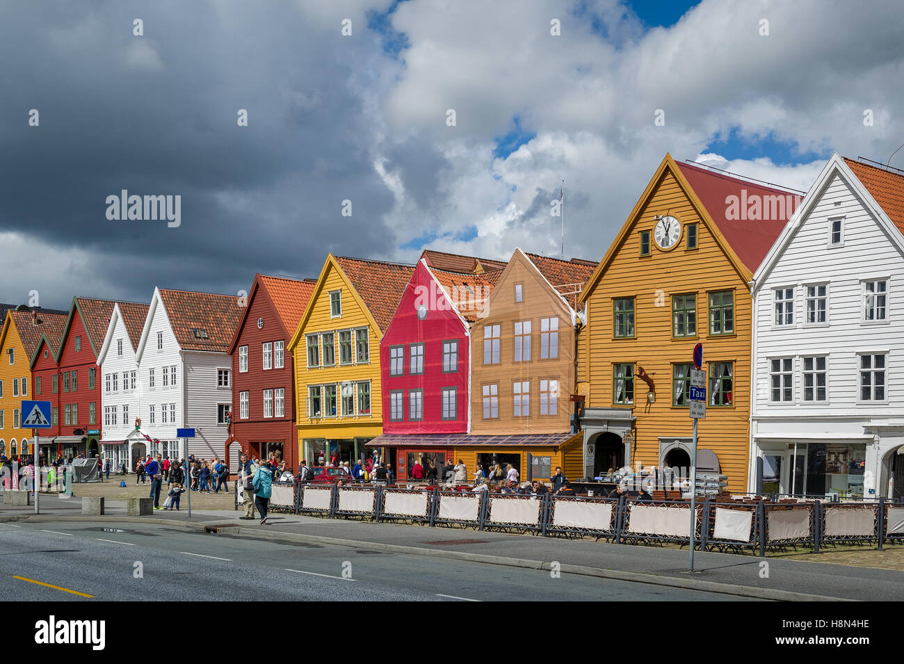 Bergen and houses hi-res stock photography and images - Alamy