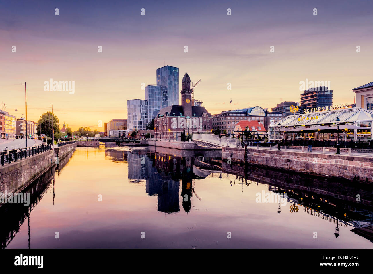 Malmo live concert hall canal sunset hi-res stock photography and ...