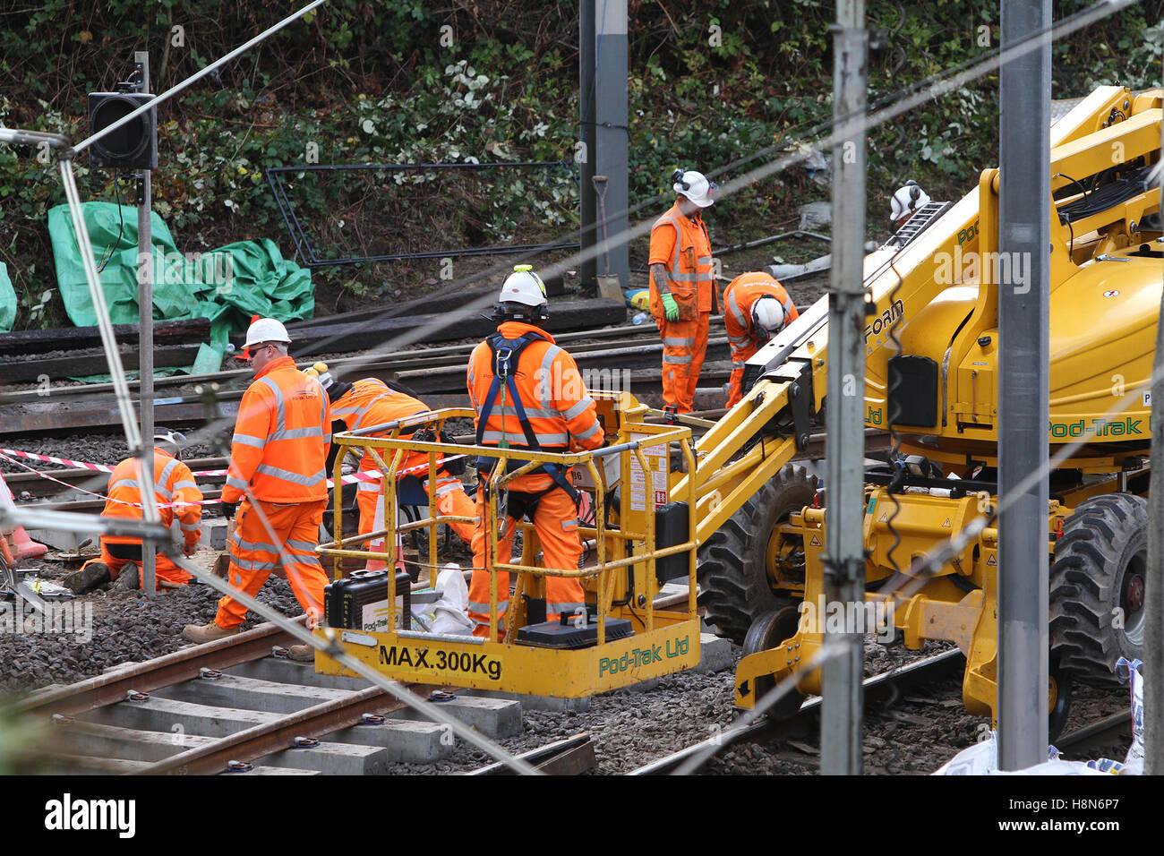 work crews making repairs at the scene of last week's tram crash in ...