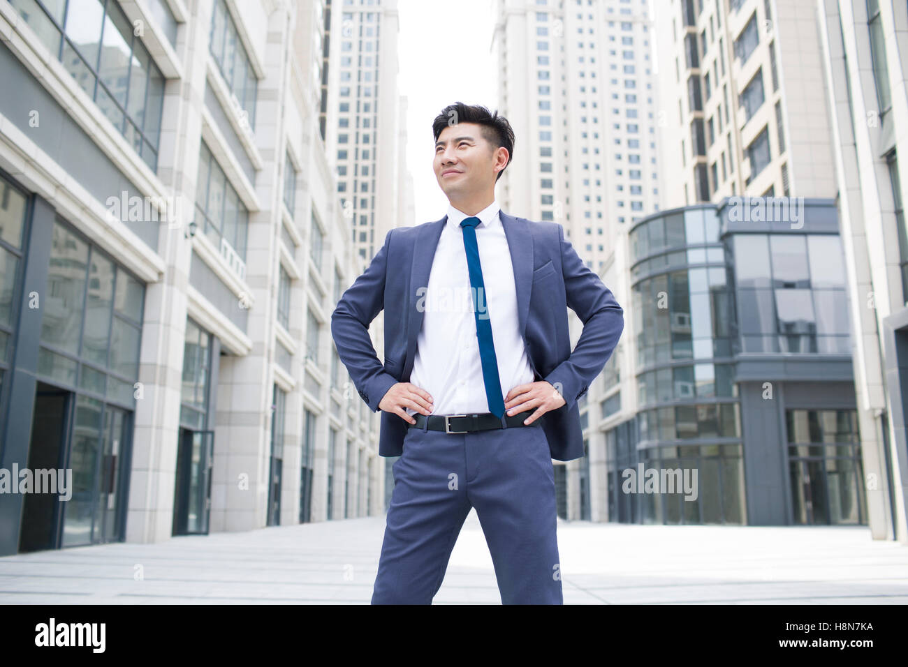 Indian man wide angle standing hi-res stock photography and images - Alamy