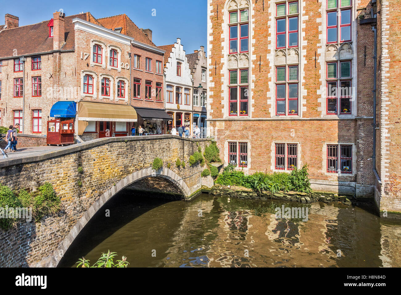 Bruges belgium bridge hi-res stock photography and images - Alamy