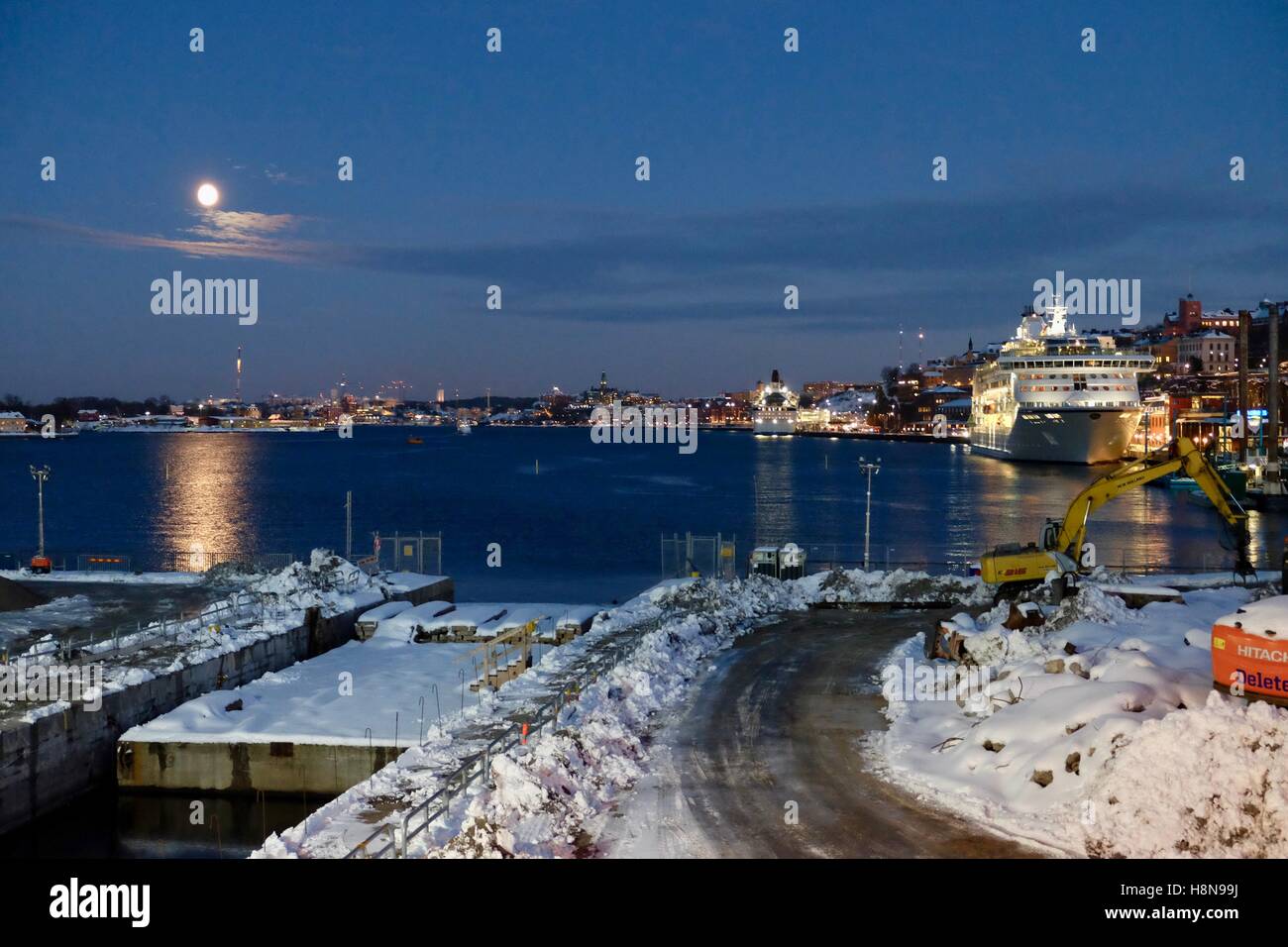 Stockholm harbor hi-res stock photography and images - Alamy