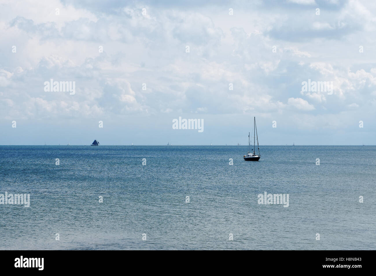 Multiple sail boats hi-res stock photography and images - Alamy