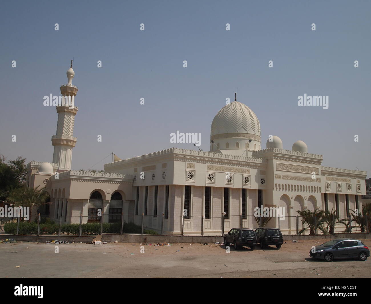 Aqaba muslim mosque hi-res stock photography and images - Alamy