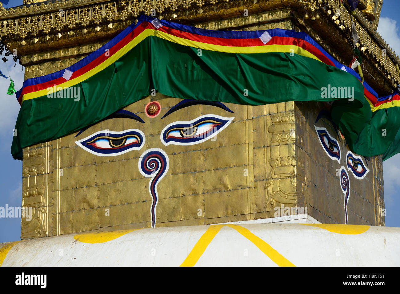 NEPAL Kathmandu, buddhist Swayambhu Stupa Stock Photo - Alamy