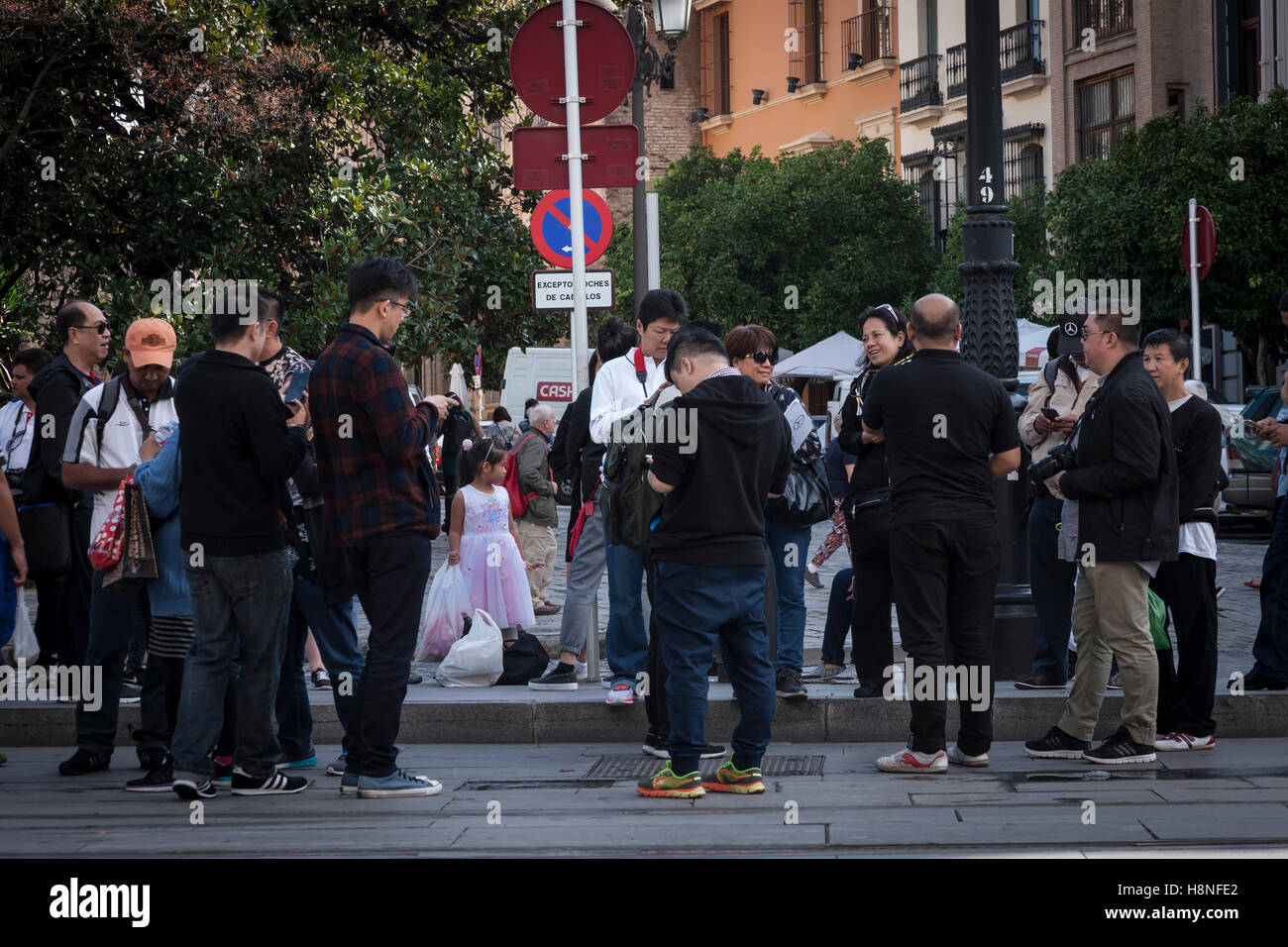 Mainly men hi-res stock photography and images - Alamy