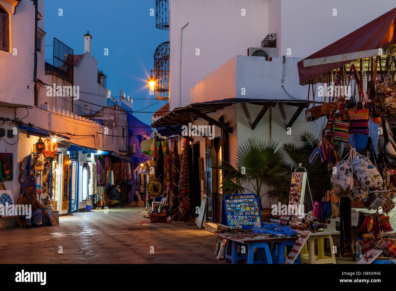 Medina night asilah morocco hi-res stock photography and images - Alamy
