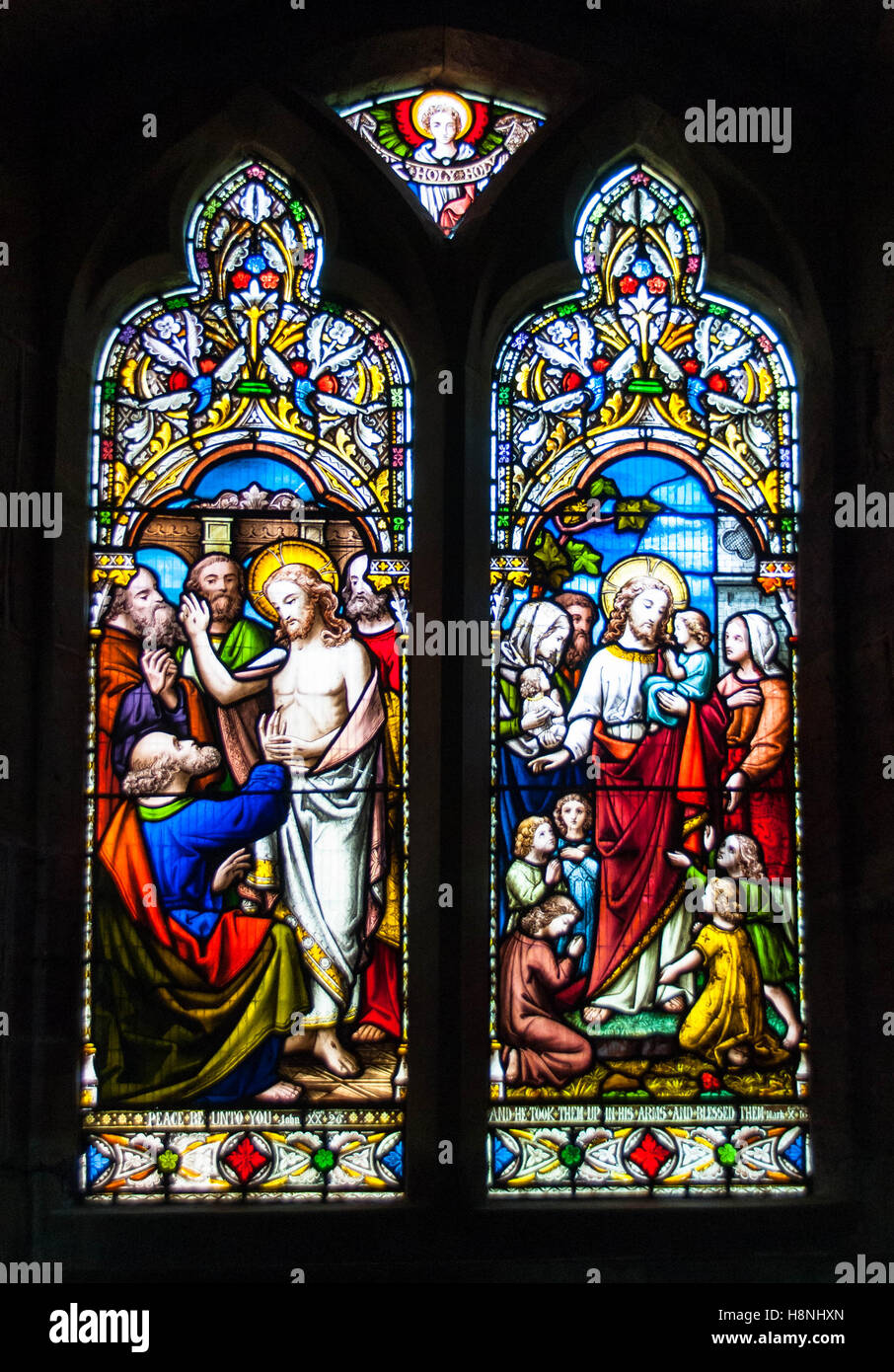 Jesus children stained glass hi-res stock photography and images - Alamy