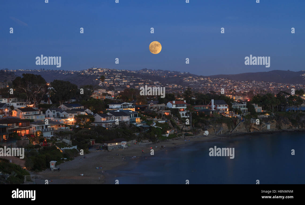 Moon california hi-res stock photography and images - Alamy