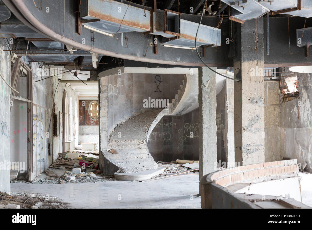 Kupari hotel resort hi-res stock photography and images - Alamy