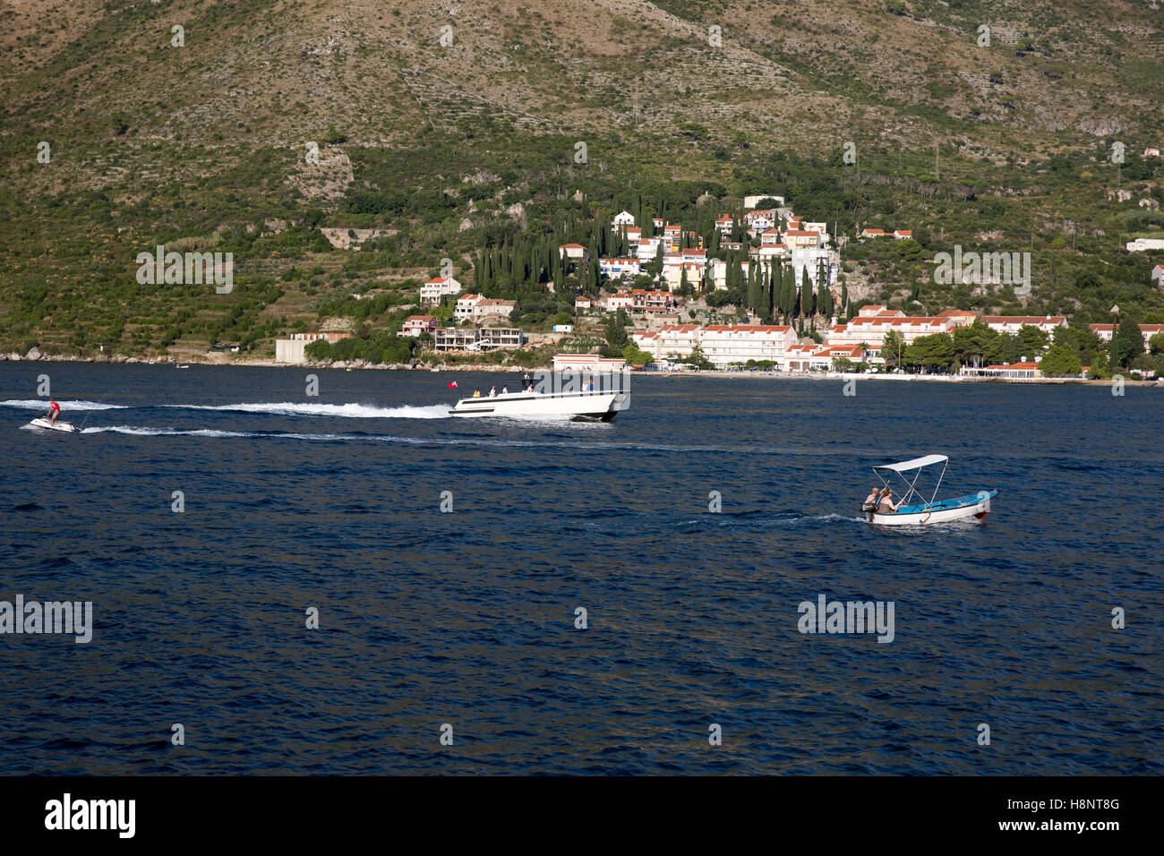Roman abramovich eclipse hi-res stock photography and images - Alamy