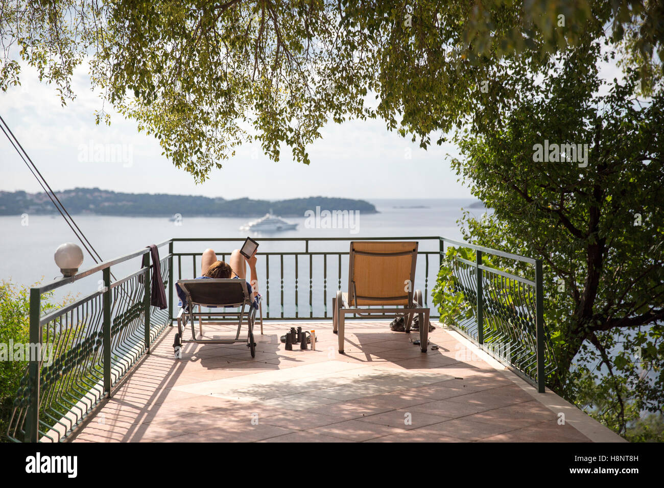 Chilling on the sun deck Stock Photo - Alamy