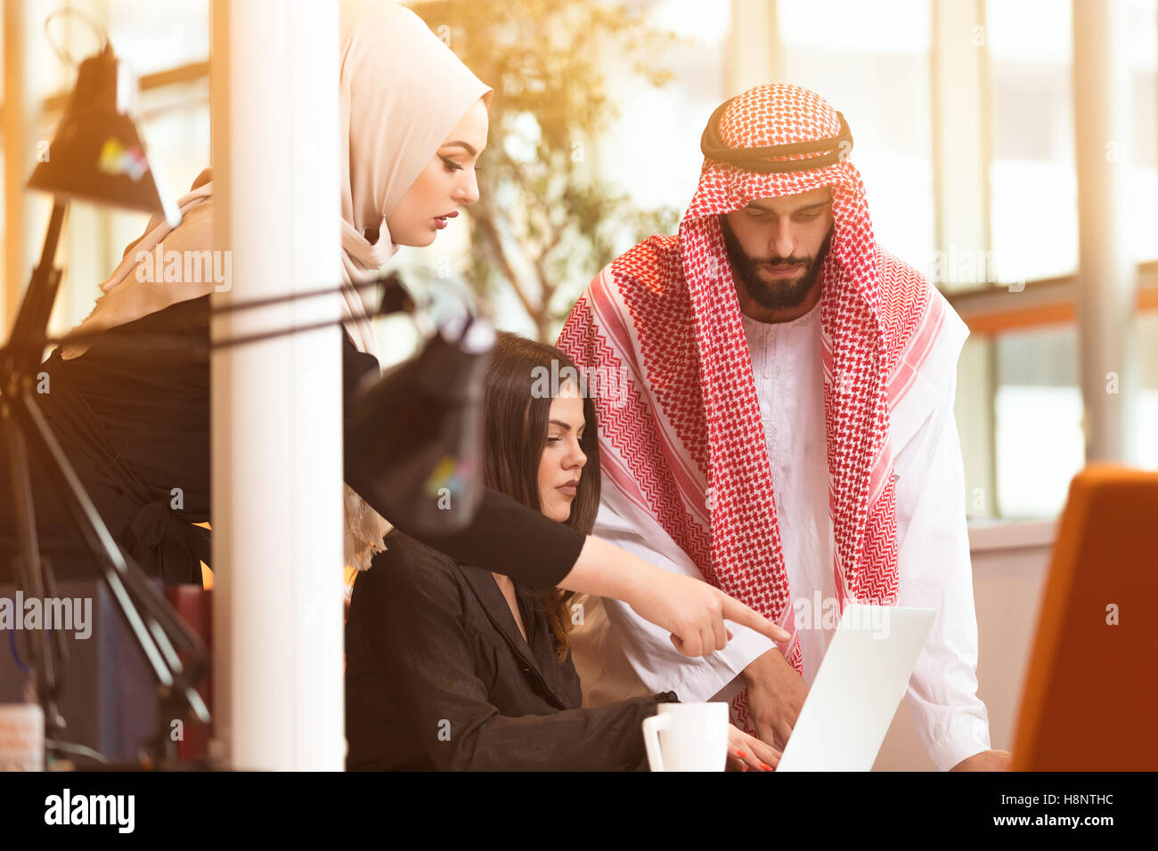 Saudi business hi-res stock photography and images - Alamy
