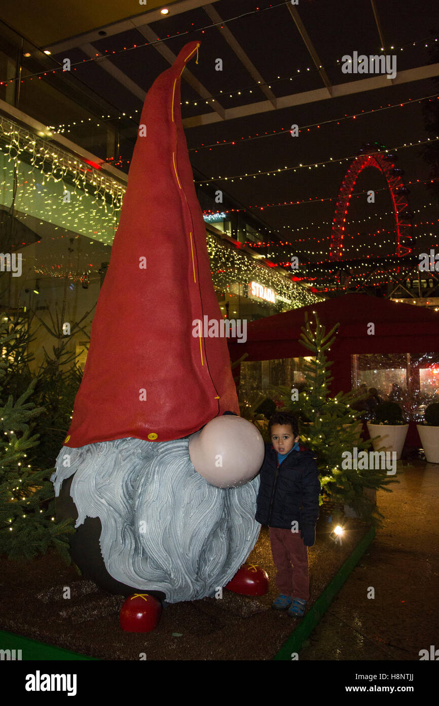 Gonk hi-res stock photography and images - Alamy