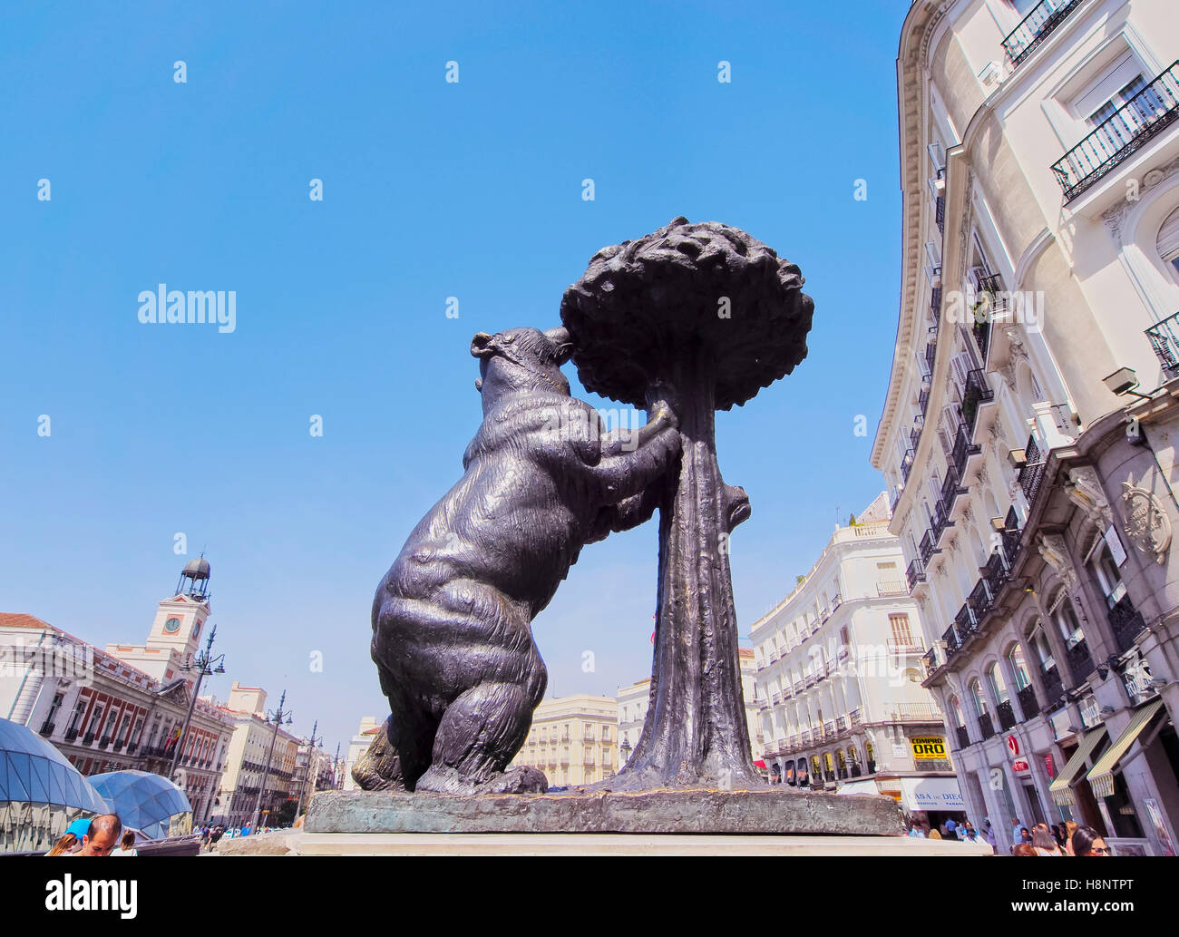 Spain, Madrid, Puerta del Sol, View of the Bear and the Madrono Tree ...