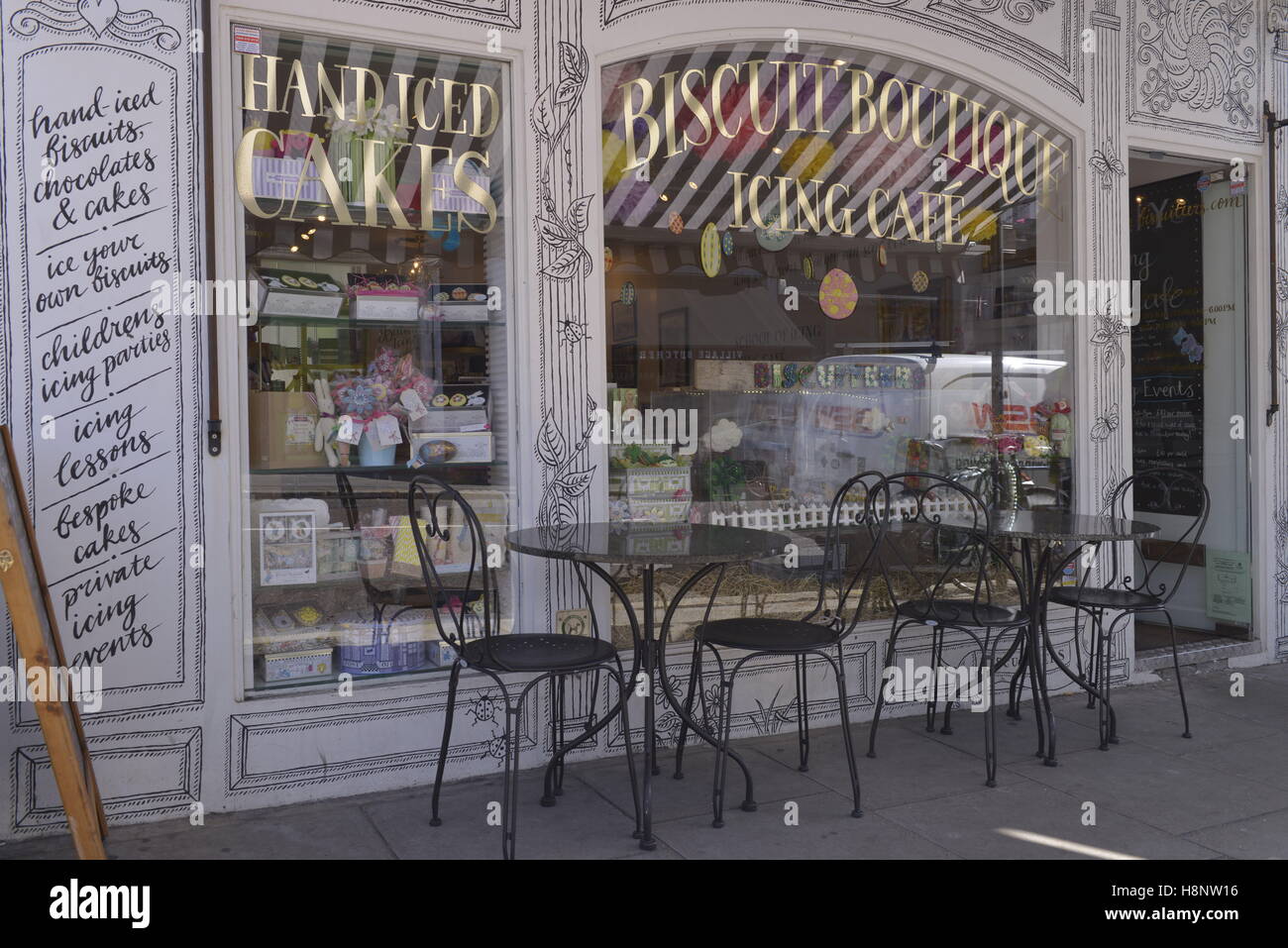 Biscuit shop hi-res stock photography and images - Alamy