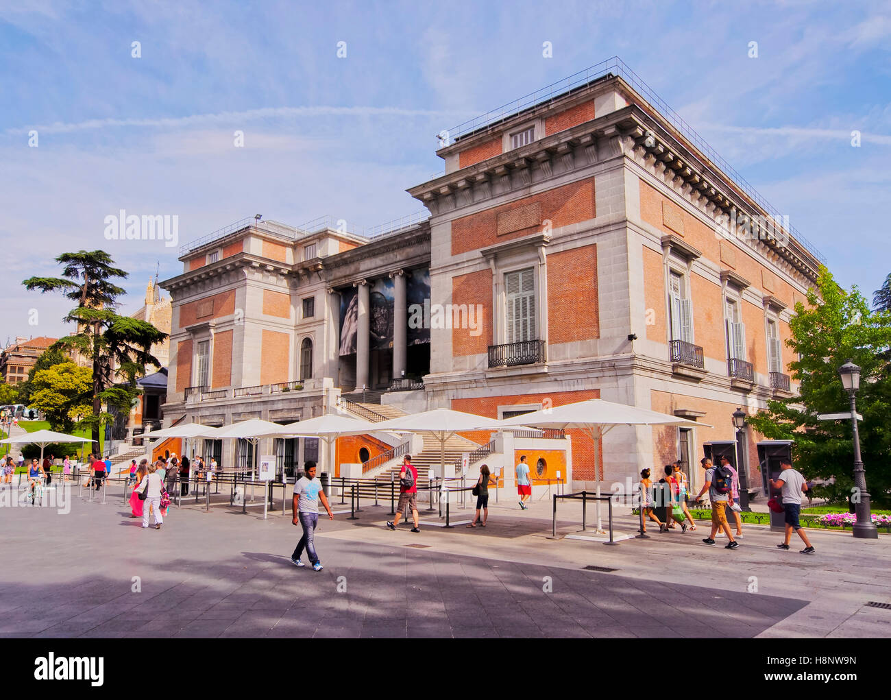 View of the downtown of madrid hi-res stock photography and images - Alamy