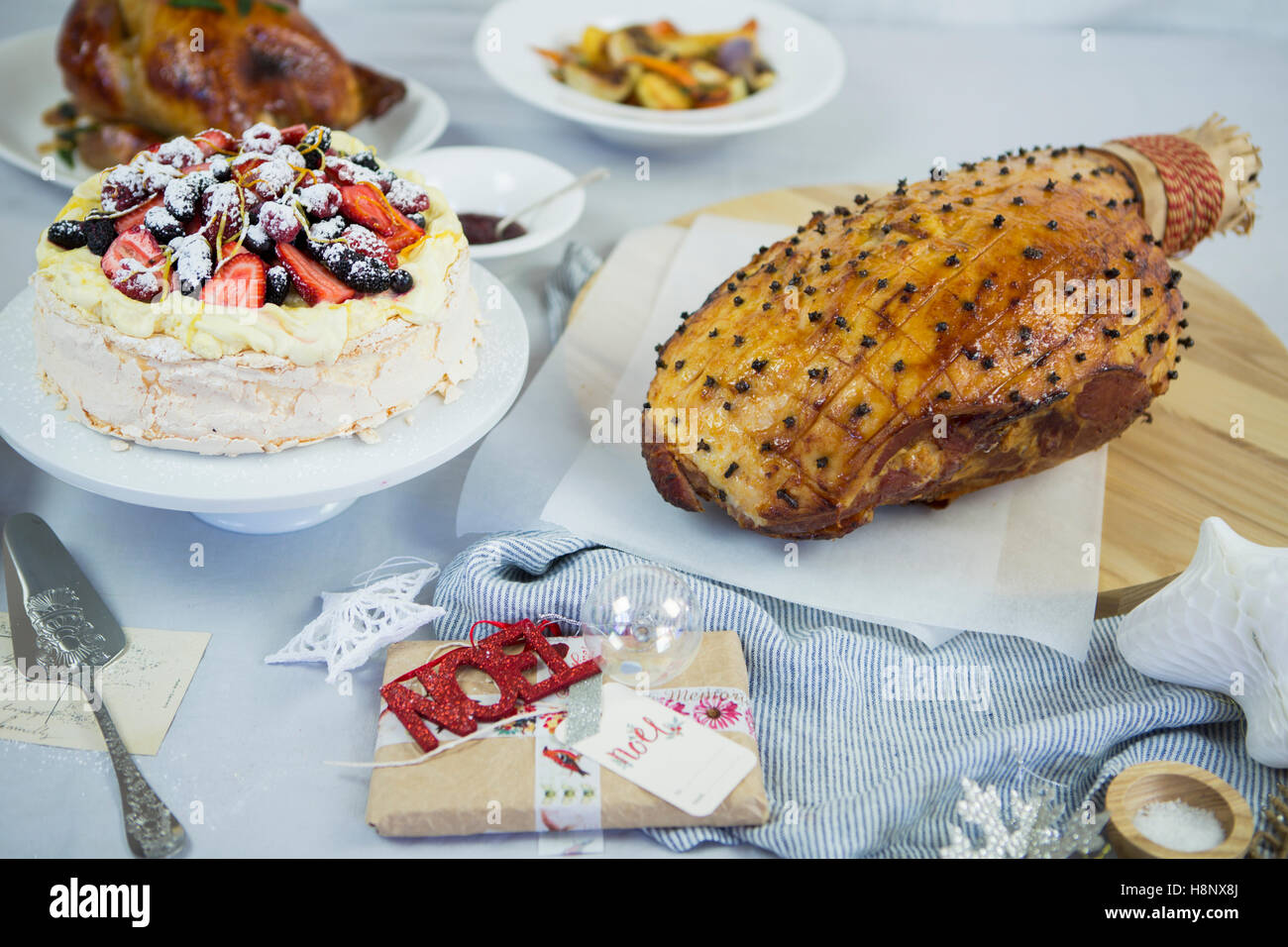 Festive food hi-res stock photography and images - Alamy