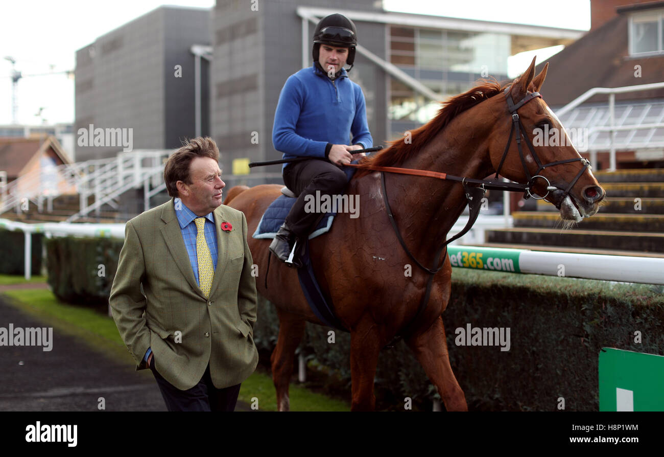 Trainer Nicky Henderson with Many Clouds and Tom Garner during the ...