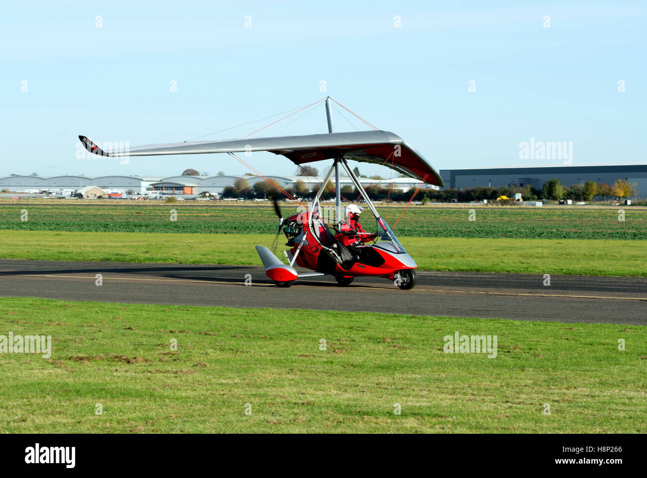 Air Creation Tanarg 912S microlight at Wellesbourne Airfield ...