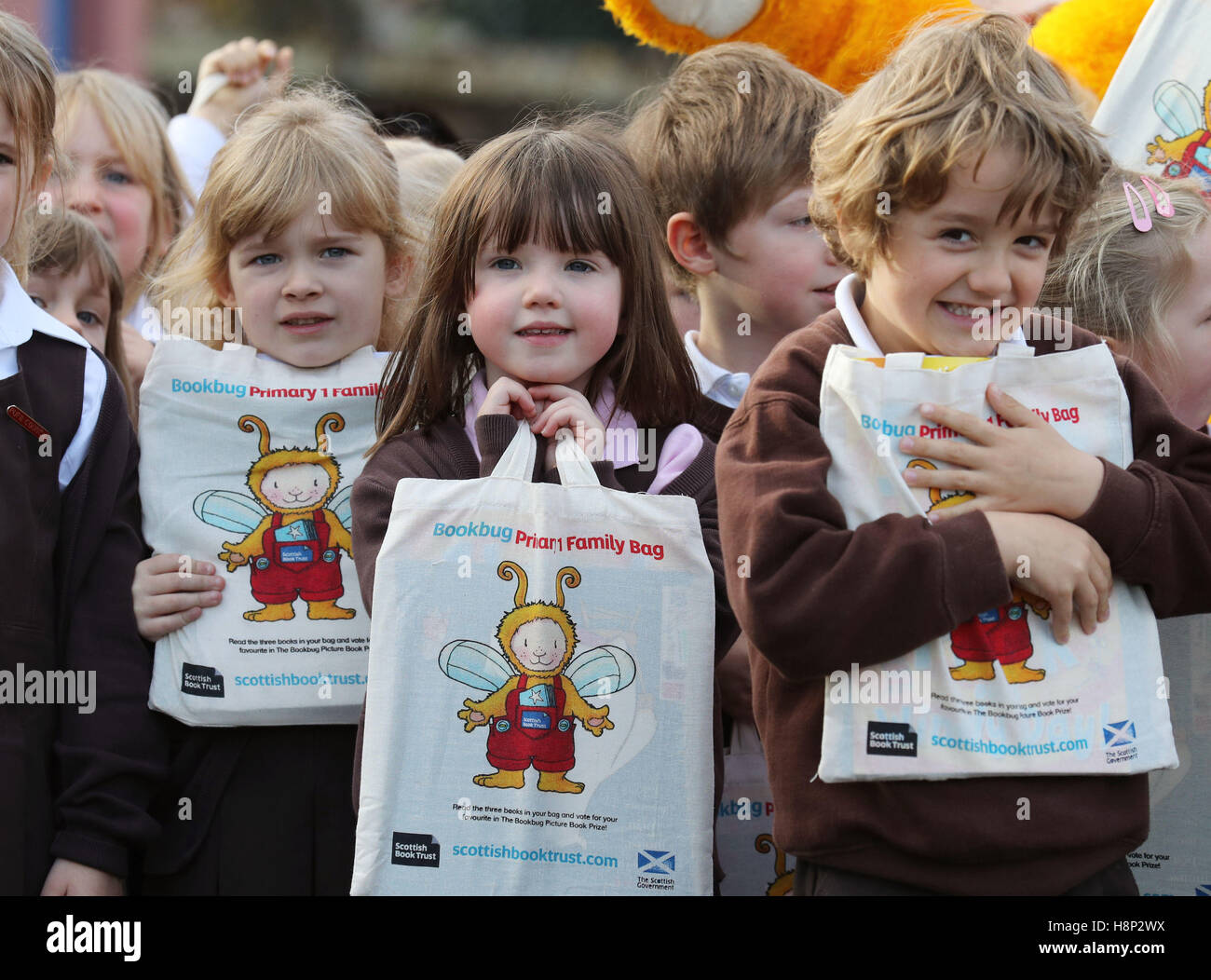 Primary one children with their gifts from Bookbug at Roseburn Primary ...