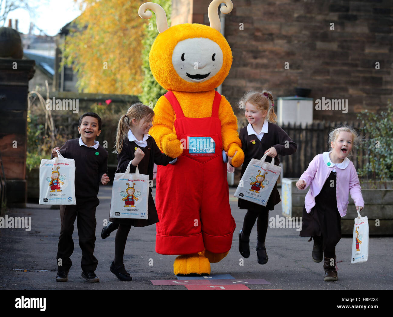 (Left to right) Garv, Isla, Marysia and Callie with Bookbug at Roseburn ...