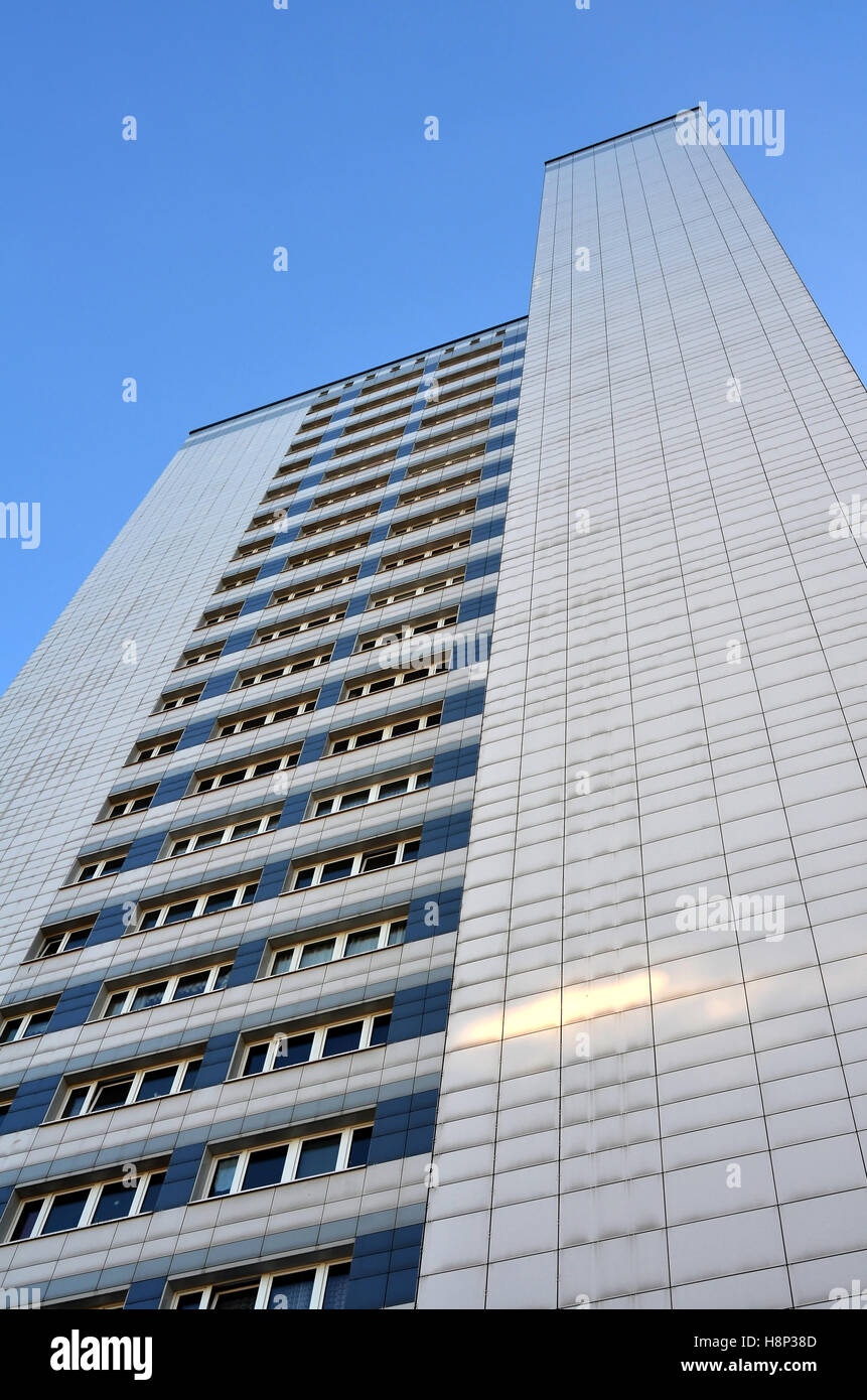 High shots hi-res stock photography and images - Alamy