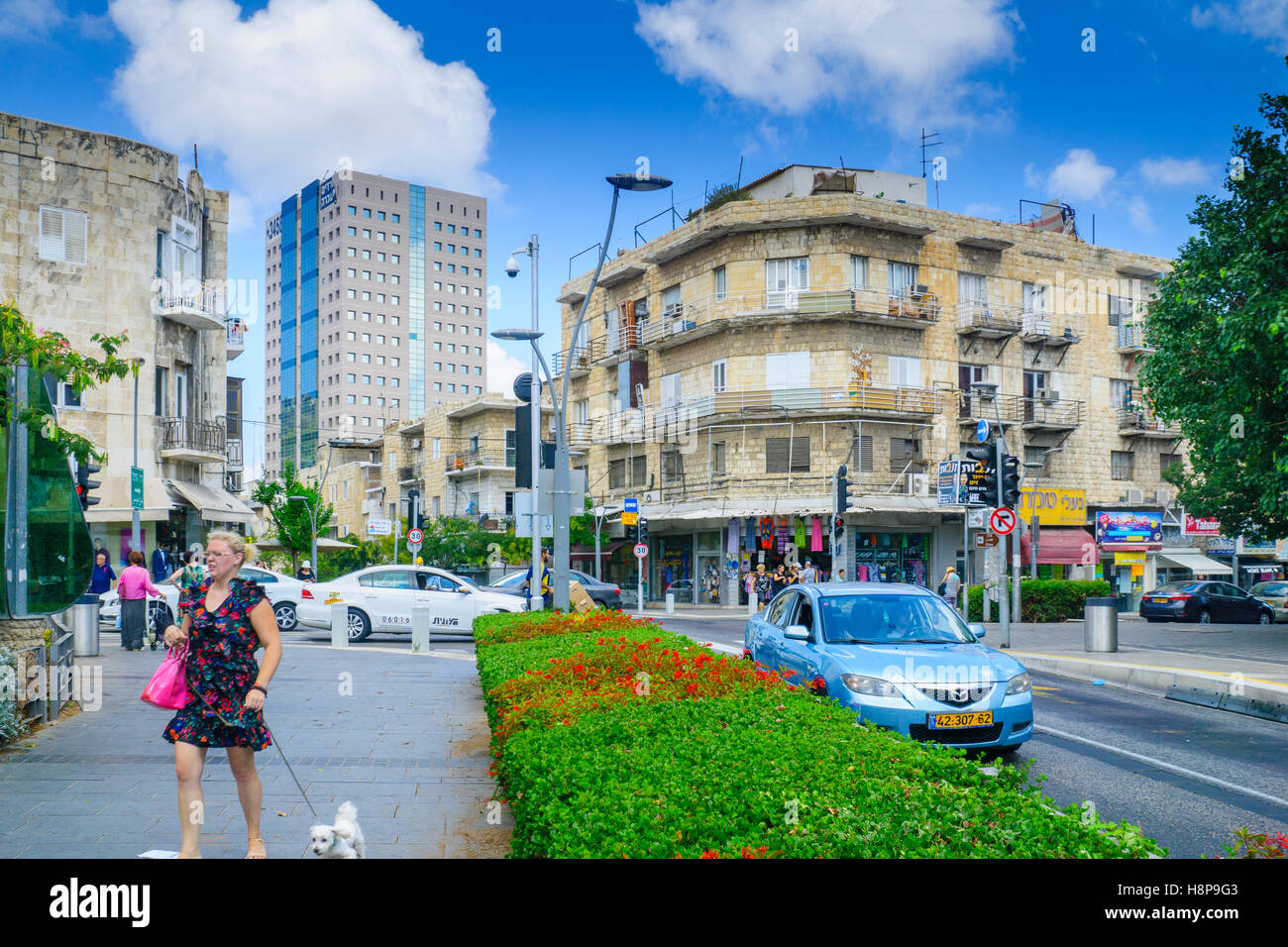 HAIFA, ISRAEL - AUGUST 18, 2016: Scene of Hadar HaCarmel district, with ...