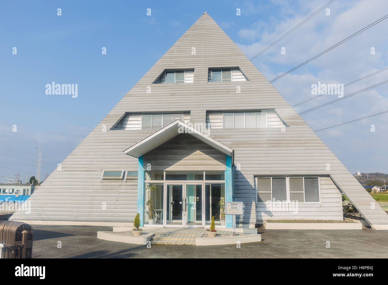 House Pyramid Style Modern Japan Stock Photo - Alamy