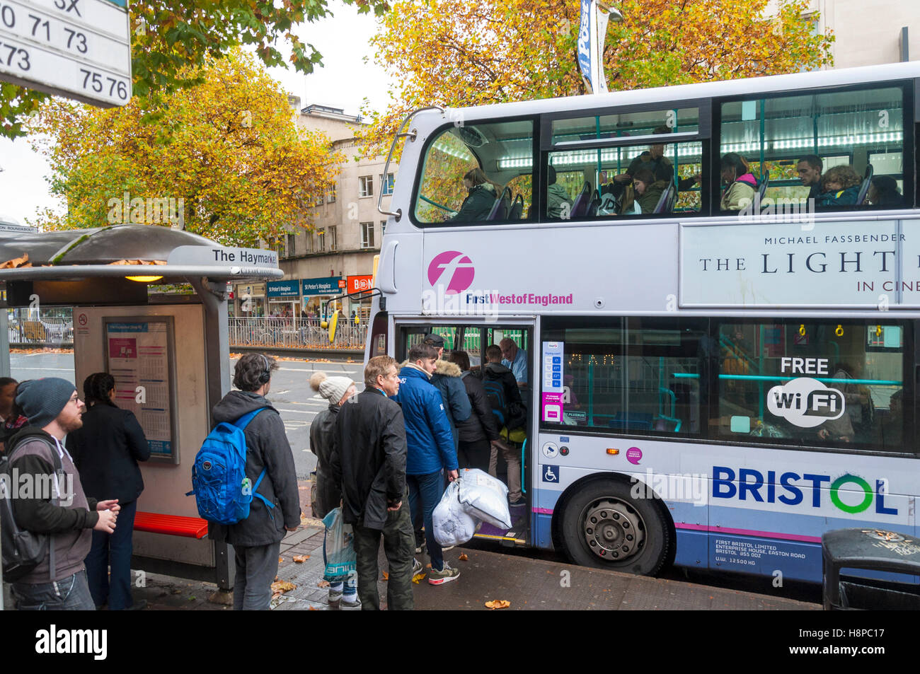 Bristol buses hi-res stock photography and images - Alamy