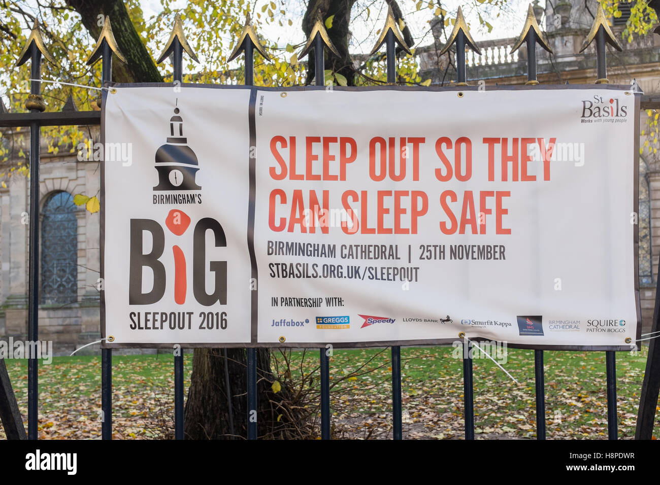 Charity sleepout hi-res stock photography and images - Alamy