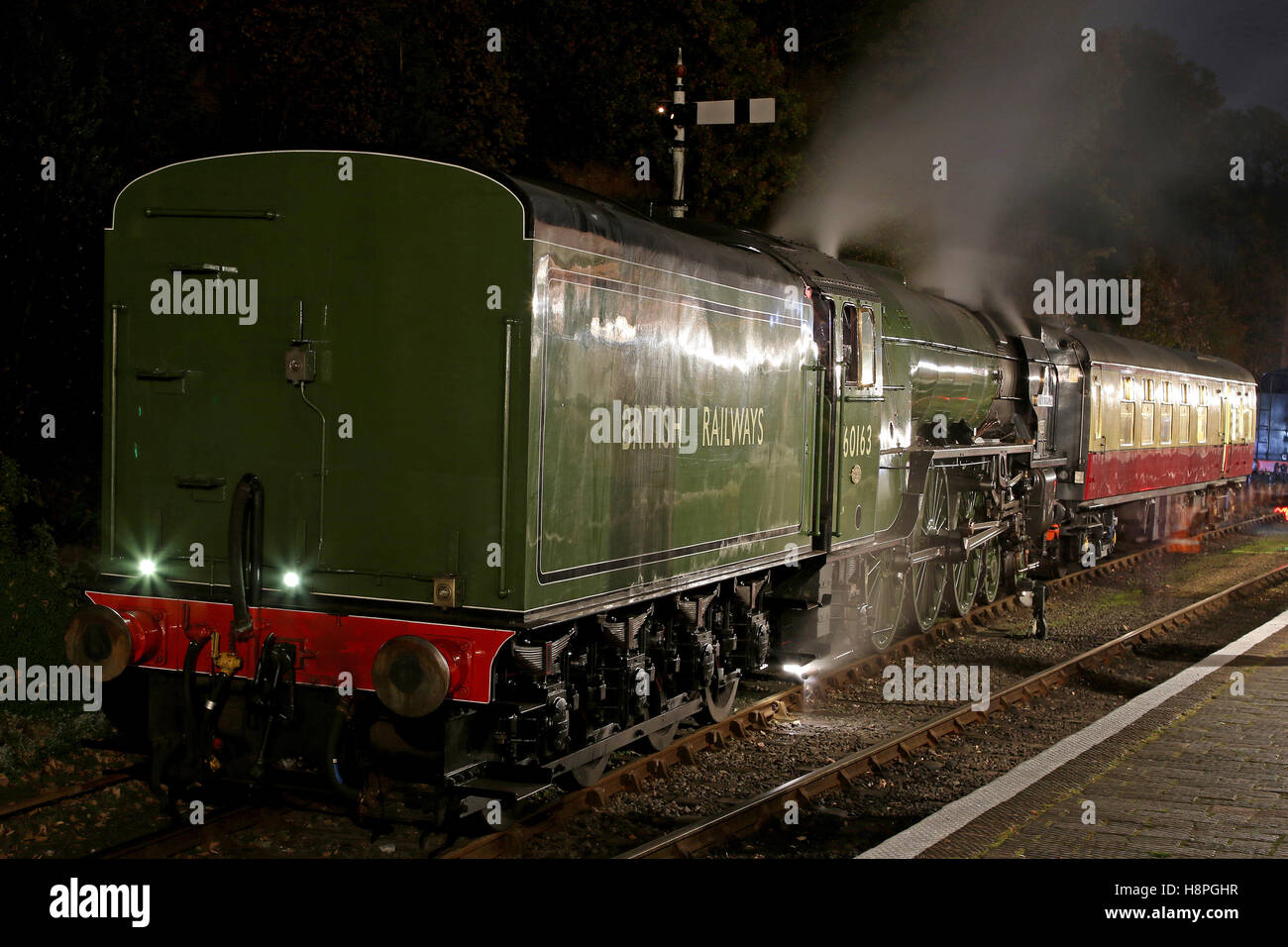 Tornado a1 night hi-res stock photography and images - Alamy